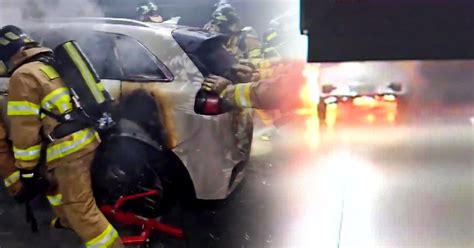 ‘충전 전기차 또 불났다300여 명 대피