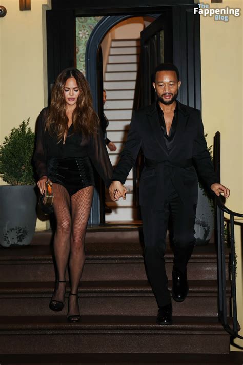 Chrissy Teigen Flashes Her Nude Boobs In New York Fappening