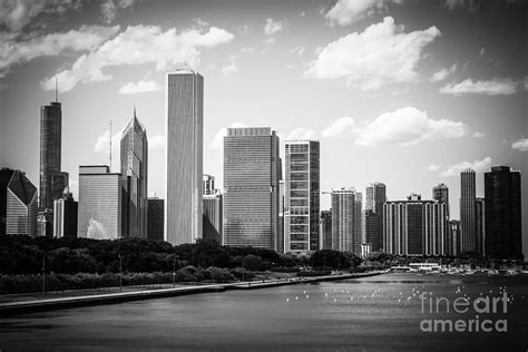 Hi Res Picture Of Chicago Skyline In Black And White Photograph By Paul