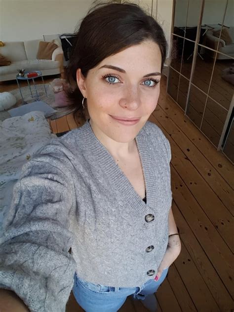 Would You Kiss A Freckled Girl 💋 R Freckledgirls