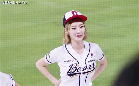 韩国啦啦队美女 都是校花出身 美到让球员违例。 搜狐大视野 搜狐新闻