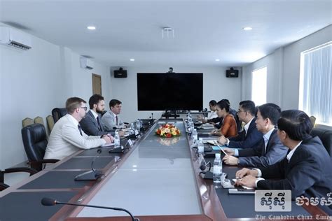 អង់គ្លេសស្នើសុំការគាំទ្រពីកម្ពុជាក្នុងគម្រោងវិនិយោគ«ផ្លូវ និងធនធានមនុស្ស សុីសុីថាមស៍