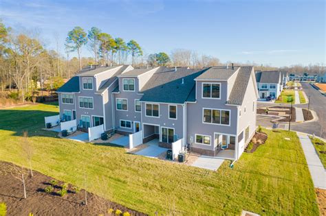 12228 Lightning Bug Loop Midlothian Va 23112 Townhome Rentals In Midlothian Va