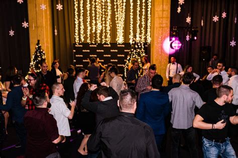 Коледни партита Project 7