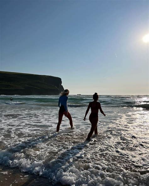 Zanna Van Dijkさんのインスタグラム写真 Zanna Van Dijkinstagram「cornwall Moments