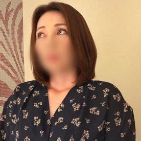 熟女ハメ撮り目鼻立ち華やかクォーター系美熟女 性欲爆発久しぶりのSEXでカラダを震わせ連続イキ FC PPV