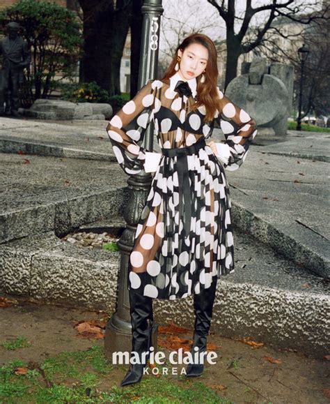 밀라노 거리에서 포착한 모델 한혜진 그리고 돌체앤가바나 마리끌레르 마리끌레르 코리아 Marieclairekorea