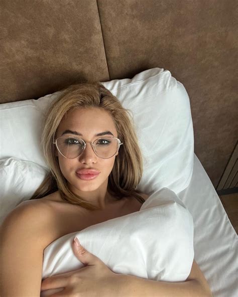 Pornoherečka Rika Fane