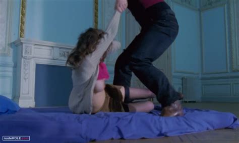 Chlo Nude Elsa Sexy Chlo Nuderole Com