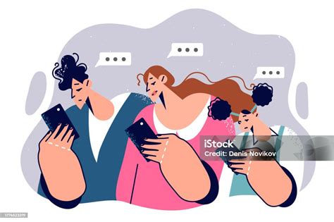 스마트폰을 보며 디지털 중독을 경험하는 가족 소통에 손짓 십대에 대한 스톡 벡터 아트 및 기타 이미지 십대 딸 어머니 Istock