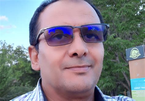 Newcomer Story Chokri Live And Learn