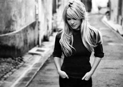 Певица Даффи объявила о похищении и насилии