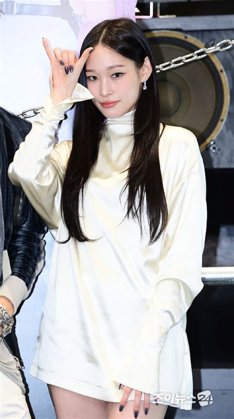 [포토] 재벌 3세 아이돌 탄생⋯올데이프로젝트 애니 신세계그룹 외손녀