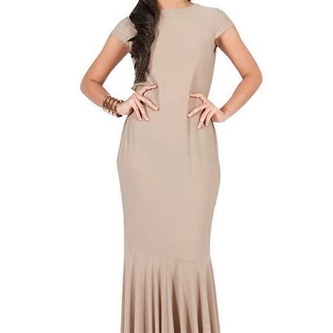 Plus Size Maxi Dresses With Short Sleeve With Floor Length Design