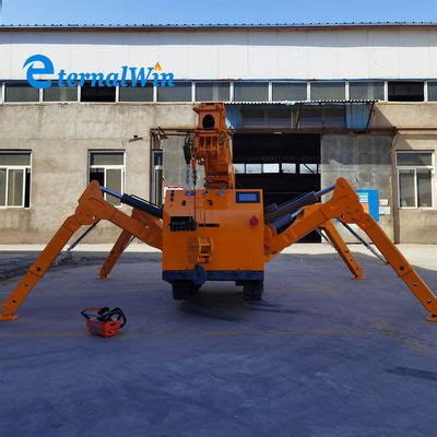 Electric And Diesel Power 5 Ton Spider Crane For Building Maintenance