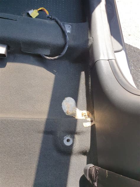 아반떼 차량 실내 구토 오바이트 이물질 냄새제거 청소 정밀세차 비용 네이버 블로그