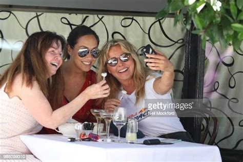 3671 Fotos E Imágenes De Alta Resolución De Carol Vorderman Carol
