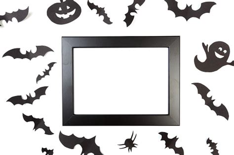 흰색 배경에 할로윈 종이 장식입니다 할로윈 개념입니다 플랫 레이 상단 보기 복사 공간 0명에 대한 스톡 사진 및 기타 이미지 Istock