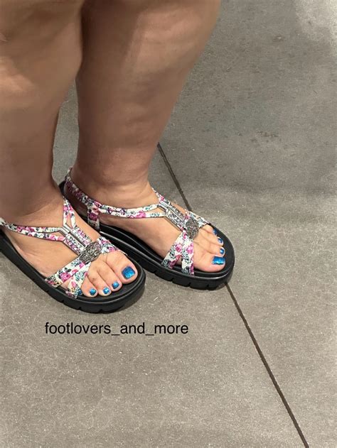 Love My Sandals R Sandal Fetish