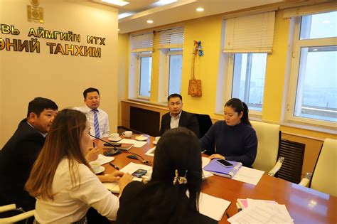 АЙМГИЙН ИТХ ЫН НУТГИЙН УДИРДЛАГЫН ХӨГЖЛИЙН ХОРОО ХУРАЛДЛАА