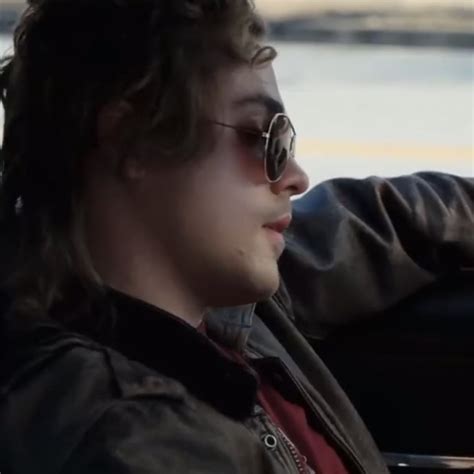 🍓ॢ개저ྀི🍓 On Twitter 즌1 스티브일 때 빌리가 스티브 만났으면 별로 관심 안 가졌을 거 같음 물론 초반에 자기가 호킨스 짱 먹으려고 킹스티브 견제는