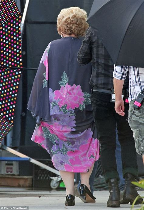 Flower Tucci And Olivia Coarecz