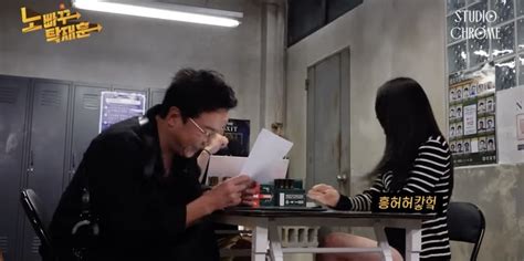 경리가 입던 팬티 발견한 남편 ㄷ ㄷ ㄷ MLBPARK