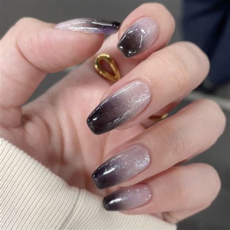 ブラックネイル【2024】 ハロウィンネイル シンプル モード ネイル ネイル