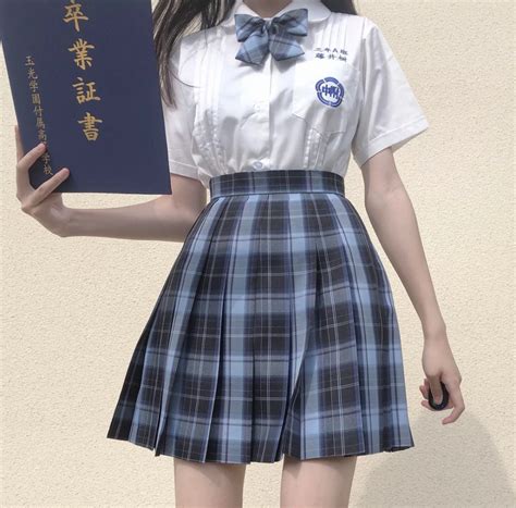 jk格裙女生头像 堆糖美图壁纸兴趣社区