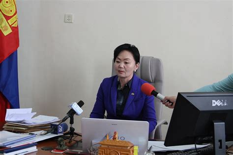 Сонгуульд оролцох нам эвсэл бие даагчид мөрийн хөтөлбөрөө Аймгийн аудитын газарт хүргүүллээ