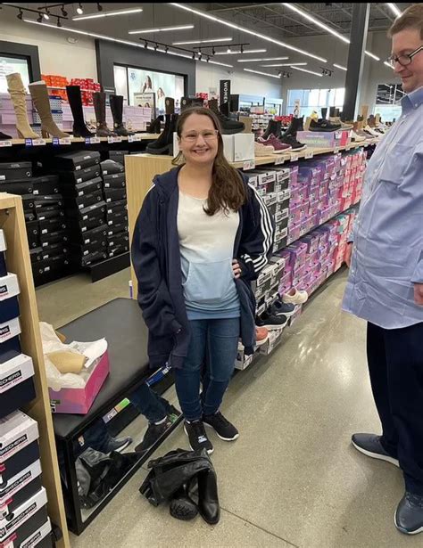 2253 Best Gypsy Images On Pholder Broadway Gypsy Rose Blanchard And Gr Bsnark