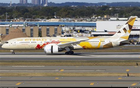 A6 Blf Etihad Airways Boeing 787 9 Dreamliner Photo By Knighthammer