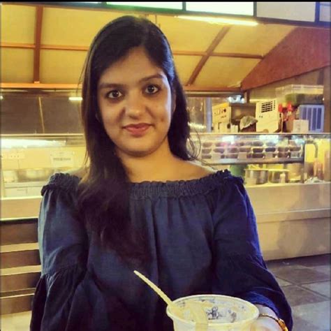 Rashmi Khandelwal Linkedin