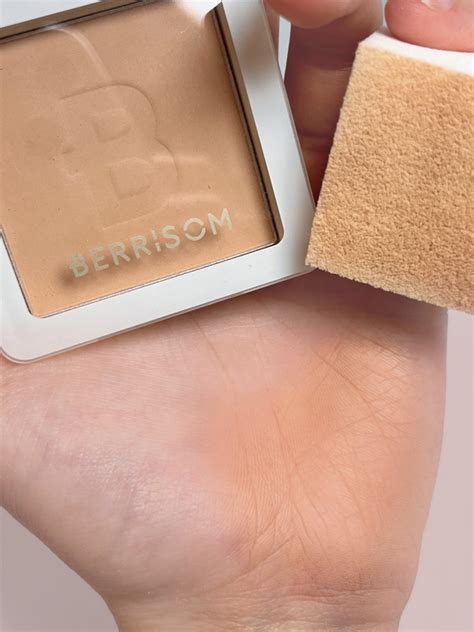 웜톤이라 꼭 이런 오렌지 베이지느낌 블러셔 사용해보고싶었는데 너무 만족해요‘♡ 사실