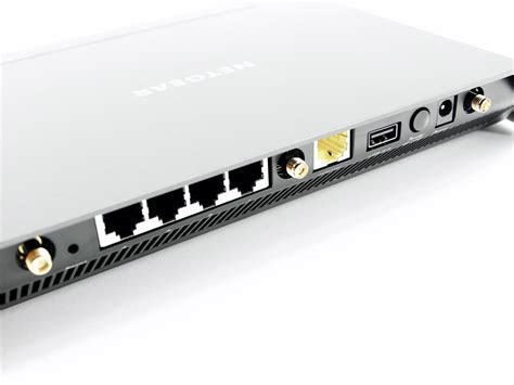 Netgear Nighthawk R7000 AC1900 Smart WiFi Router Review