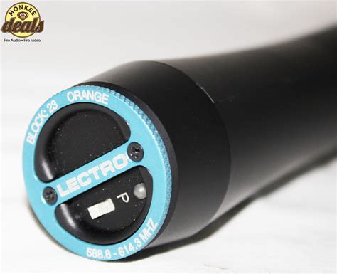 Lectrosonics Ut Handheld Wireless Microphone Block 23 Vari Mic