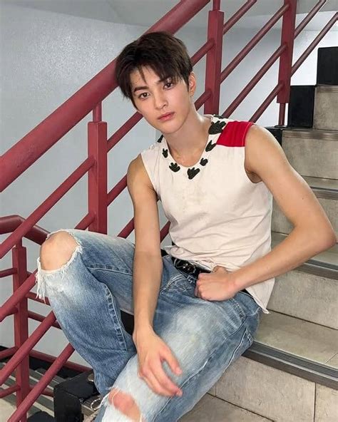 7 Potret Keonho Cortis Maknae Yang Stylish Dan Menawan