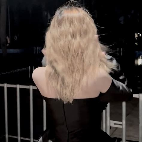 Nguy N Ng C Nh N Anhs Threads Say More