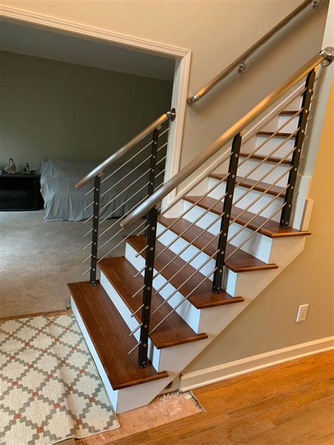 Brushed Stainless Steel Horizontal Railing For Modern Staircase