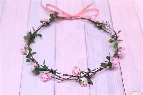 Купити Нежный розовый веночек из лозы и роз Skrynya Ua