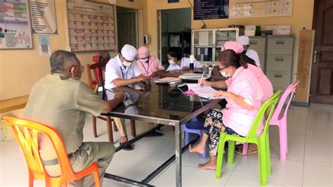 មន្ត្រីសុខាភិបាលខេត្តកំពត អំពាវនាវដល់ពលរដ្ឋ ទៅវាក់សាំងការពារជំងឺកូវីដ ១៩