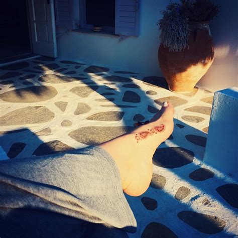 Tatiana Issa S Feet I Piedi Di Tatiana Issa Celebrities Feet