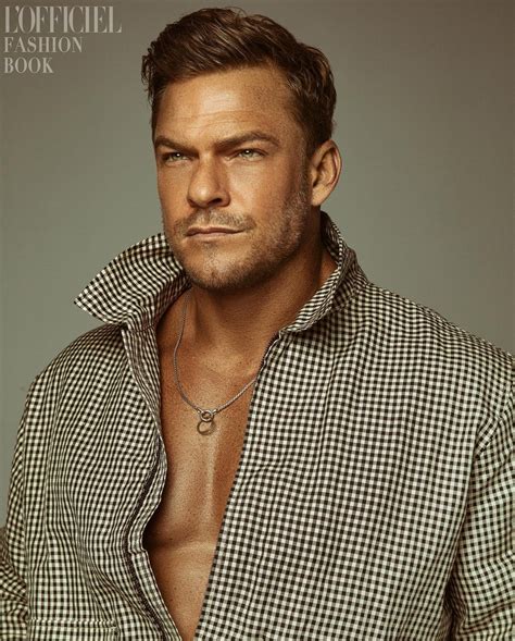 Alan Ritchson Artofit