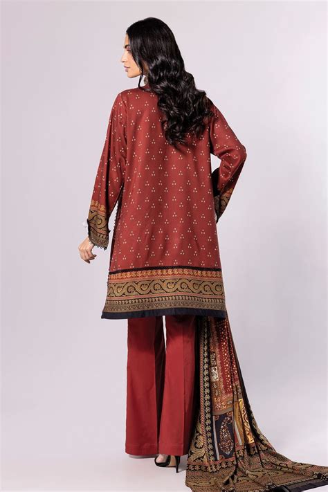Latest Khaadi Winter Dresses Collection 2022 23 Stylish Warm Suits 50