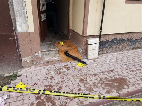 Bursada vahşet Eski sevgilisini ve erkek arkadaşını sokak ortasında vurdu
