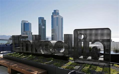 How To Stand Out On Linkedin From A Recruiters Perspective Apurva