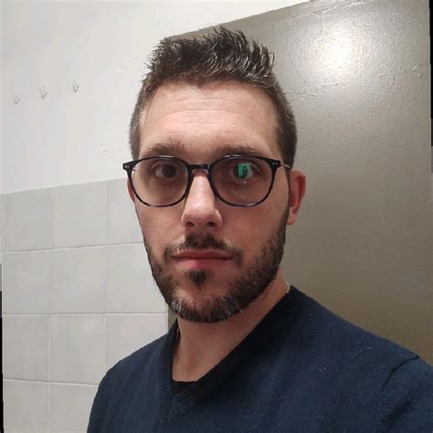 Lionel Andre Responsable Entrepôt Novap Linkedin