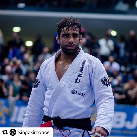 Leandro Lo Through The Years