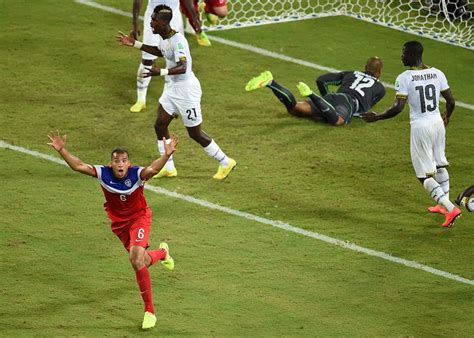 A Smashing Team Usa Goal And 9 More Photos From Day 5 Of The World Cup