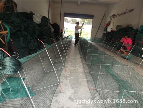 捕螃蟹地笼什么样的好 捕青蟹用什么地笼 捕河蟹用什么样的笼子 第4页 大山谷图库